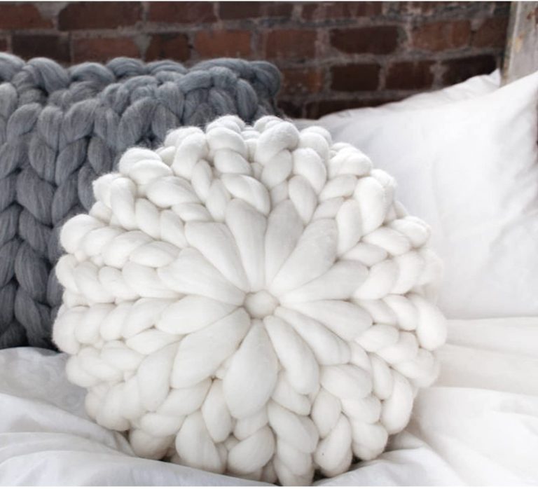 15 DIY Ideas to Create Your Own Beautiful Back Porch – Arts and Classy