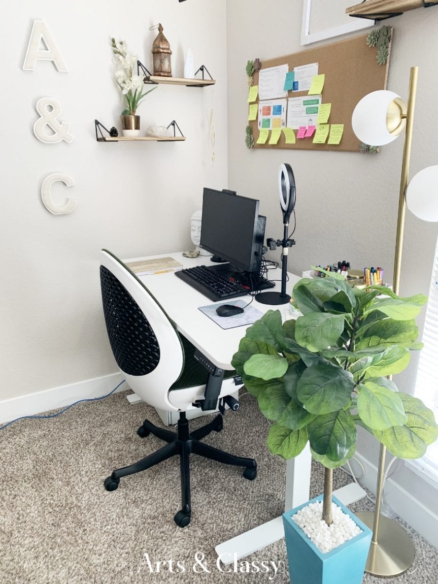 Secrets of a Bedroom Makeover Perfect for the Work-From-Home ...