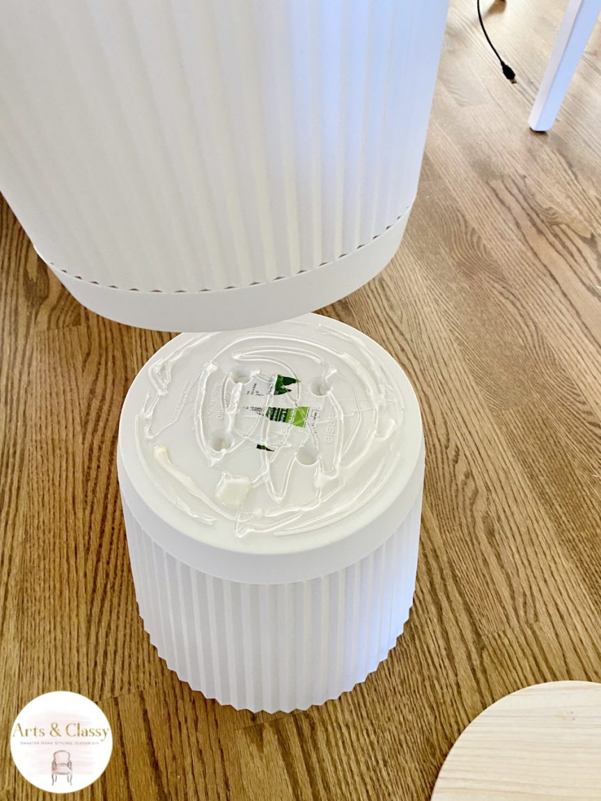 Astonishingly Transform Your Home With This $15 DIY Round Table ...